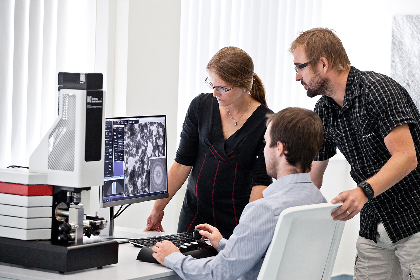 LVEM – Delong Instruments